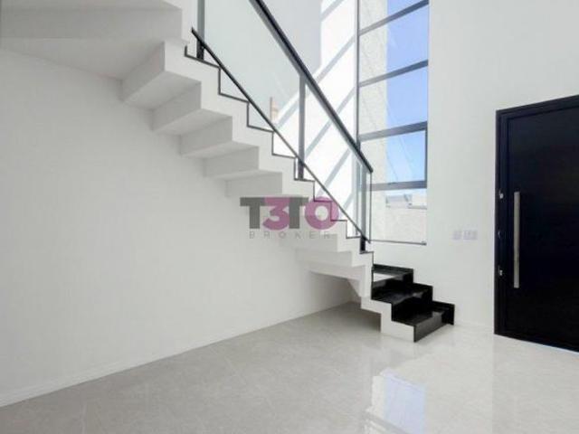 Sobrado para venda em Costeira de 128.44m² com 3 Quartos, 1 Suite e 2 Garagens