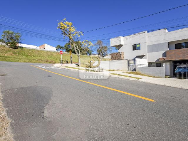 Sobrado para venda em Cachoeira em Curitiba Paraná de 118.00m² com 3 Quartos, 1 Suíte e 2 Garagens