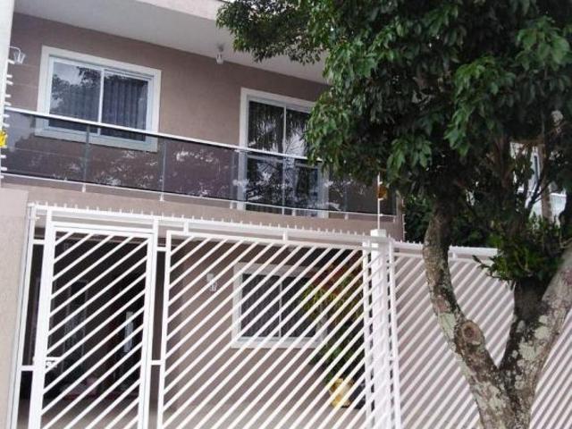 Sobrado para venda em Cajuru de 240.00m² com 3 Quartos, 1 Suite e 1 Garagem