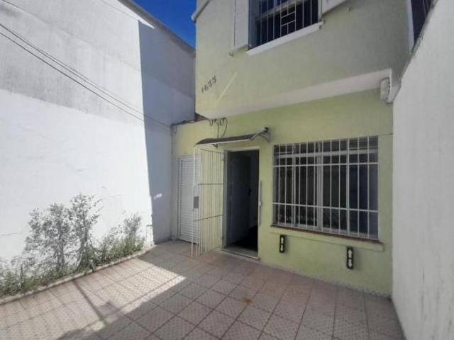 Sobrado para venda em Campo Belo de 95.00m² com 3 Quartos e 2 Garagens