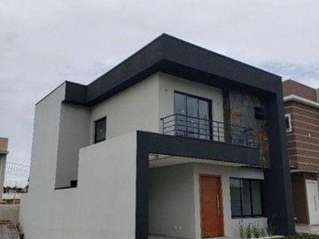 Sobrado para venda em Campo De Santana de 121.00m² com 3 Quartos, 1 Suite e 1 Garagem