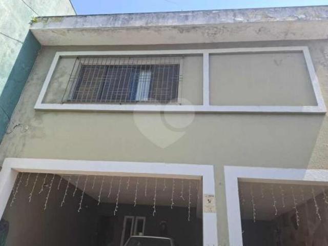 Sobrado para venda em Campestre de 280.00m² com 4 Quartos, 2 Suites e 4 Garagens