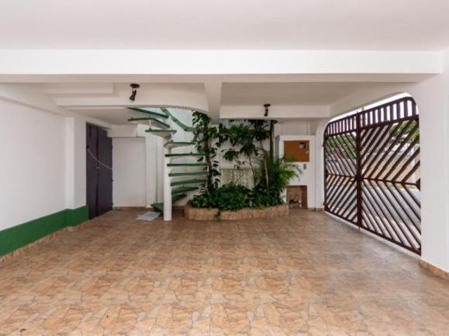 Sobrado para venda em Canhema com 2 quartos, 157m²