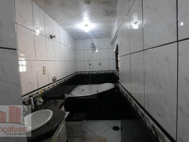 Sobrado para venda em Canhema de 197.00m² com 3 Quartos, 1 Suíte e 3 Garagens