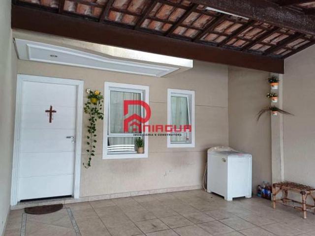 Sobrado para venda em Canto Do Forte de 123.00m² com 3 Quartos, 1 Suite e 2 Garagens