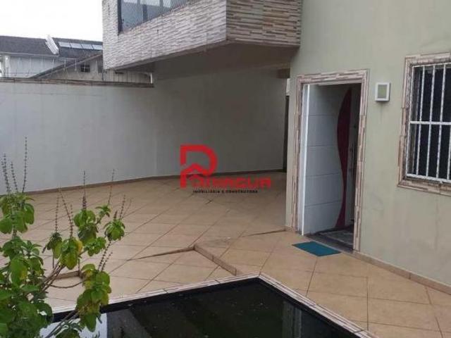 Sobrado para venda em Canto Do Forte de 290.00m² com 4 Quartos, 4 Suites e 4 Garagens