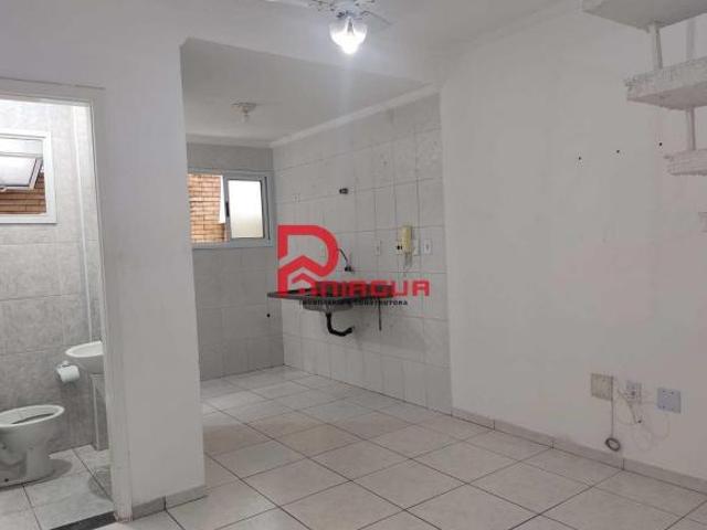 Sobrado para venda em Canto Do Forte de 65.00m² com 2 Quartos, 2 Suites e 1 Garagem