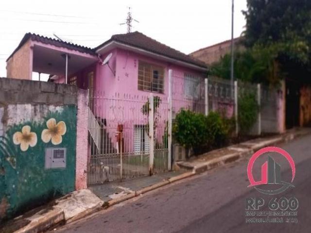 Sobrado para Venda em Carapicuíba, Jardim das Belezas, 5 dormitórios, 2 banheiros, 4 vagas