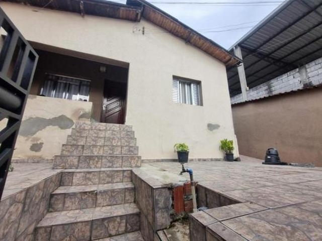 Sobrado para venda em Casa Grande de 210.00m² com 2 Quartos e 5 Garagens