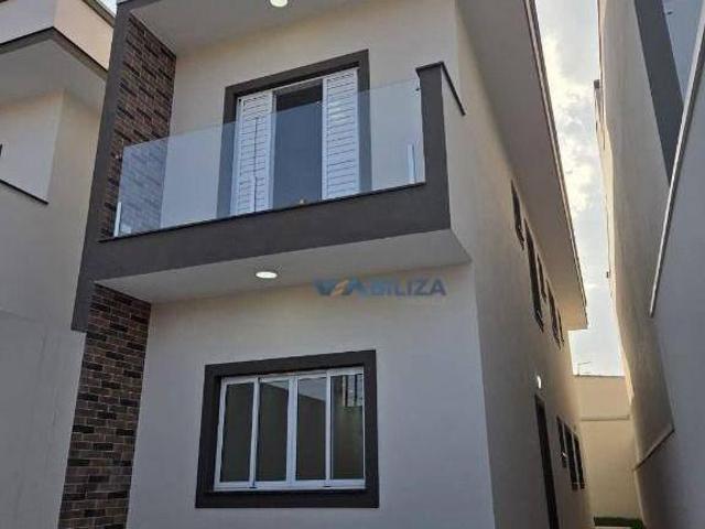 Sobrado para venda em Center Ville de 114.00m² com 3 Quartos, 3 Suites e 2 Garagens