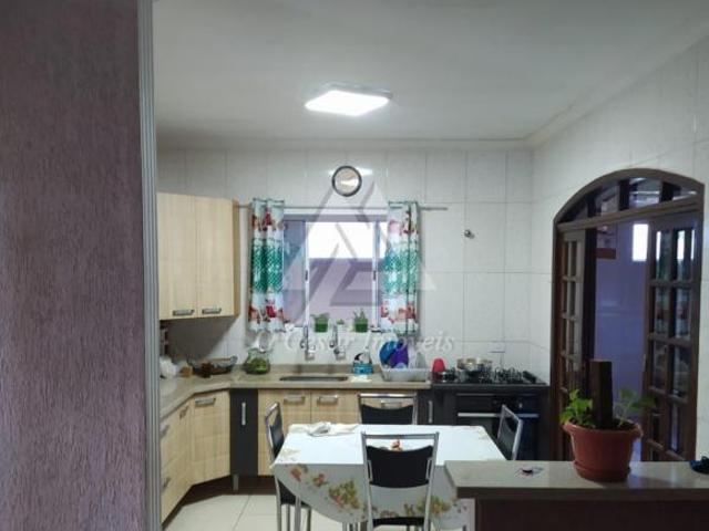 Sobrado para venda em Centreville de 160.00m² com 4 Quartos e 4 Garagens
