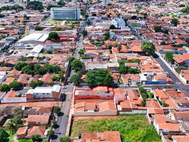 Sobrado para venda em Centro de 152.85m² com 2 Quartos e 1 Garagem