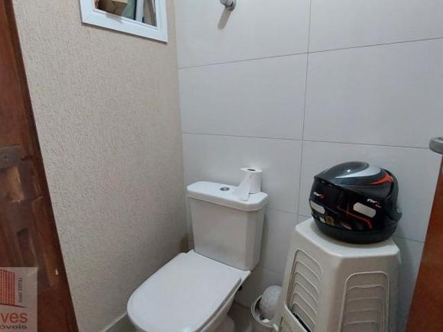 Sobrado para venda em Centro de 167.00m² com 3 Quartos, 2 Suites e 3 Garagens