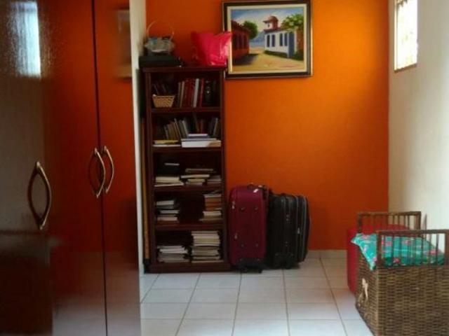 Sobrado para venda em Centro de 100.00m² com 3 Quartos e 3 Garagens