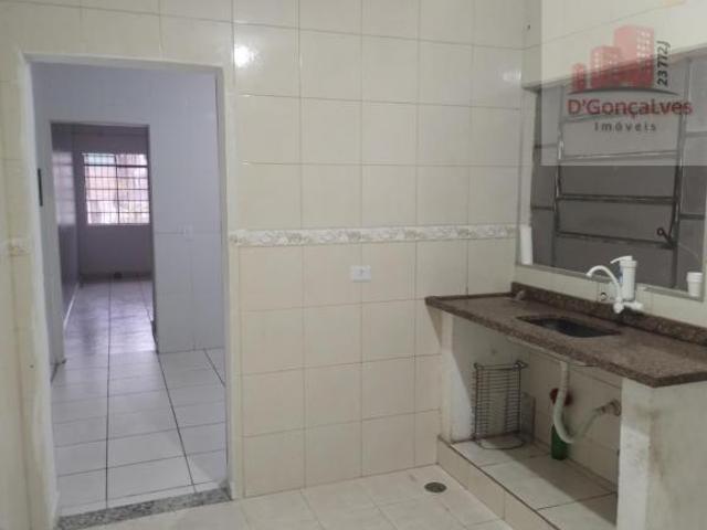 Sobrado para venda em Centro de 137.00m² com 2 Quartos e 2 Garagens