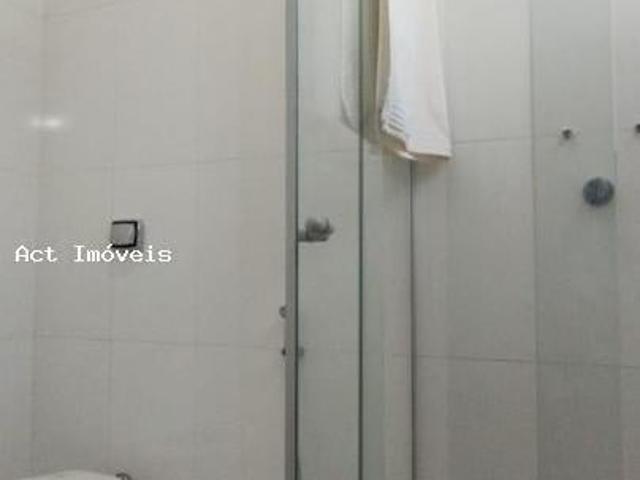 Sobrado para venda em Centro de 373.00m² com 4 Quartos, 2 Suites e 2 Garagens