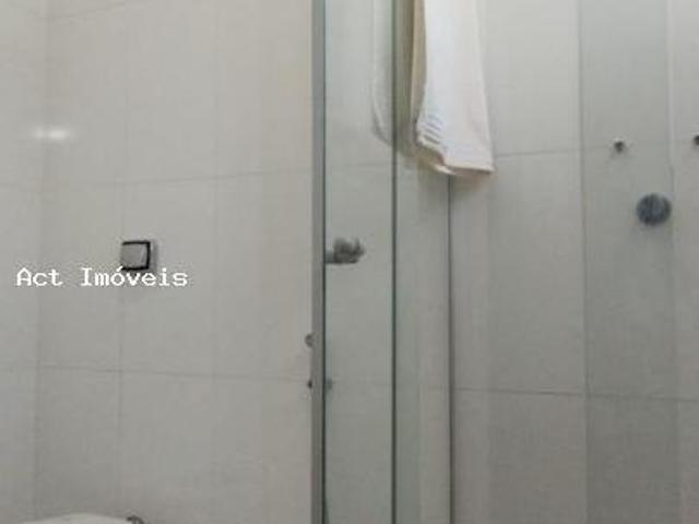 Sobrado para venda em Centro de 373.00m² com 4 Quartos, 2 Suites e 2 Garagens