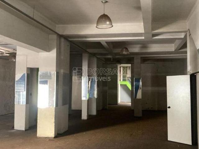 Sobrado para venda em Centro de 533.00m² com 5 Quartos e 1 Suite