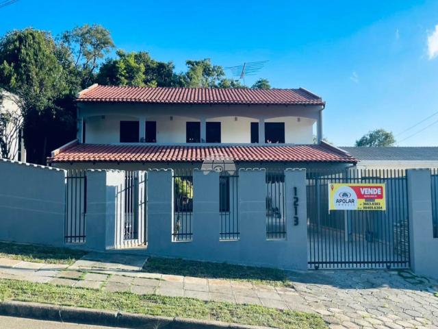 Sobrado para venda em Centro em Colombo Paraná de 250.00m² com 5 Quartos e 4 Garagens