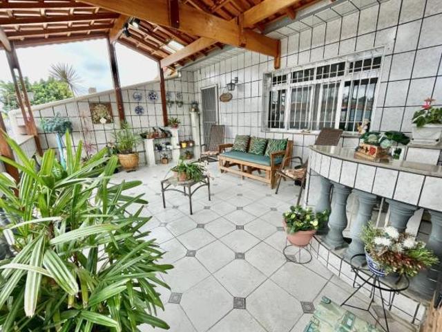 Sobrado para venda em Chácara Belenzinho com 5 quartos, sendo 2 suítes, 309m²