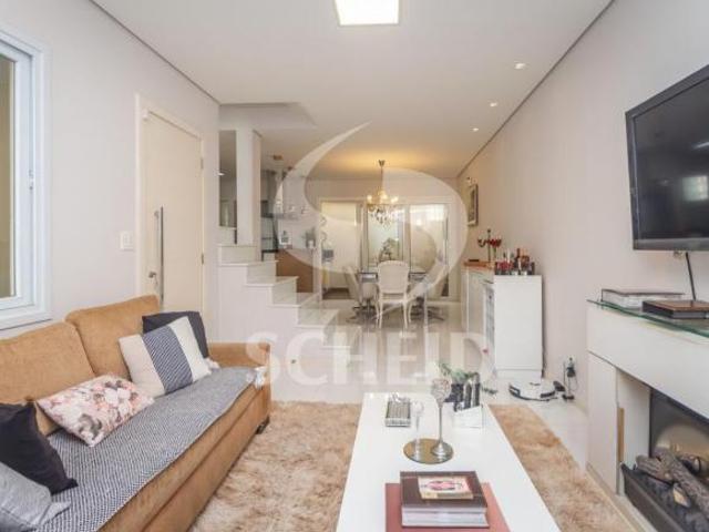 Sobrado para venda em Chácara Inglesa com 3 quartos, sendo 3 suítes, 180m²