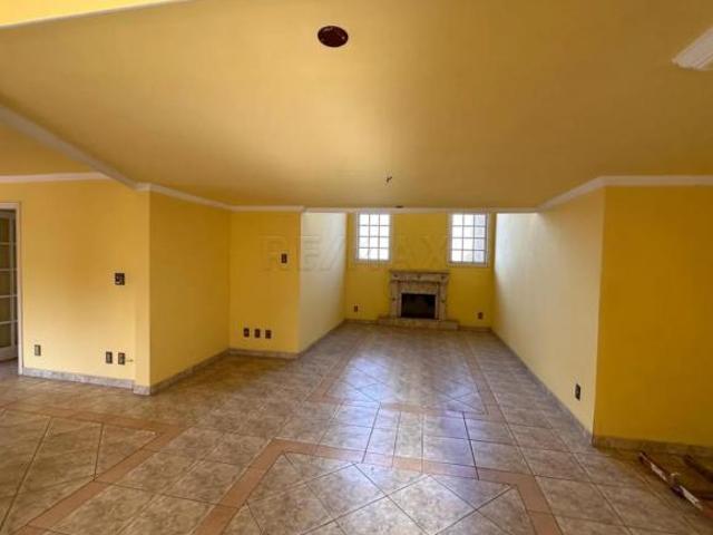 Sobrado para venda em Chácara Malota de 662.00m² com 4 Quartos, 4 Suites e 2 Garagens