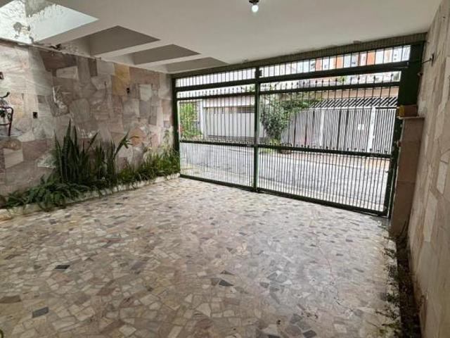Sobrado para venda em Chácara Santo Antônio Zona Leste com 3 quartos, 135m²