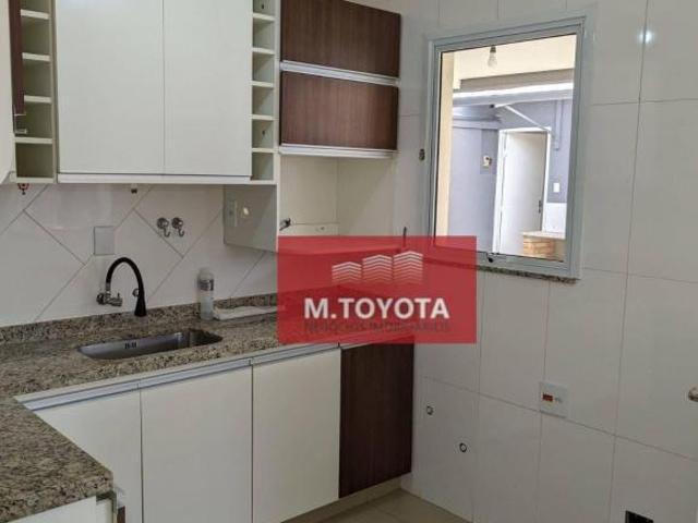 Sobrado para venda em Chácaras Maringá de 200.00m² com 3 Quartos, 1 Suite e 2 Garagens