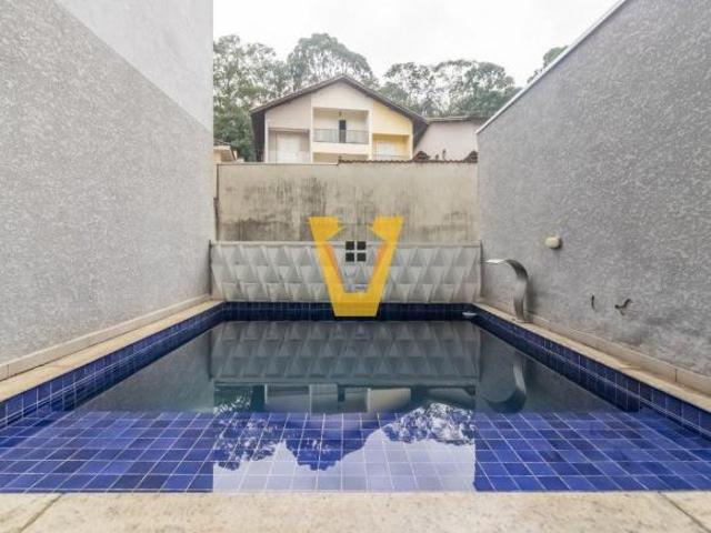 Sobrado para venda em City Recanto Anastácio com 3 quartos, sendo 3 suítes, 158m²