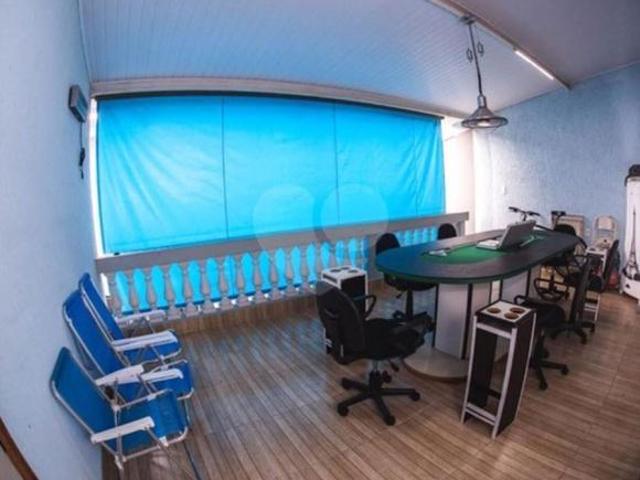 Sobrado para venda em Cidade Nova de 350.00m² com 2 Quartos, 2 Suites e 4 Garagens