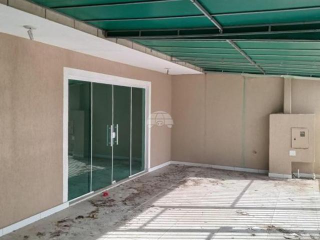 Sobrado para venda em Cidade Jardim de 122.00m² com 3 Quartos, 1 Suite e 2 Garagens