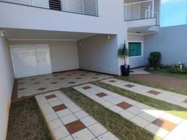 Sobrado para venda em Cidade Jardim I de 240.00m² com 3 Quartos, 1 Suite e 3 Garagens