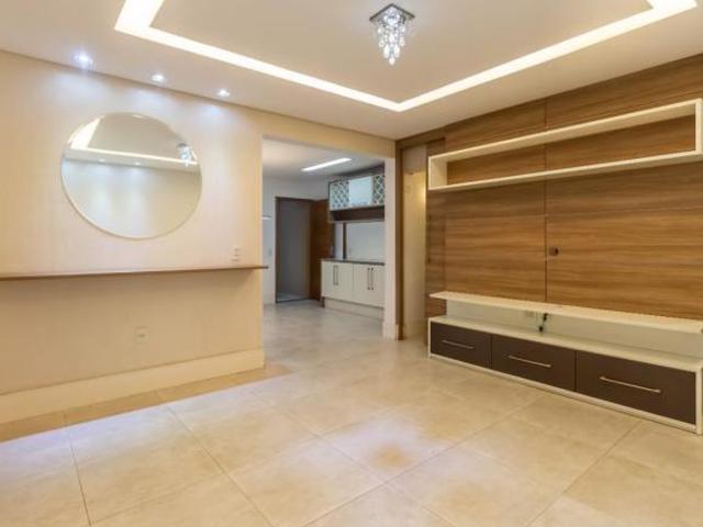 Sobrado para venda em Cidade Patriarca com 2 quartos, sendo 2 suítes, 154m²