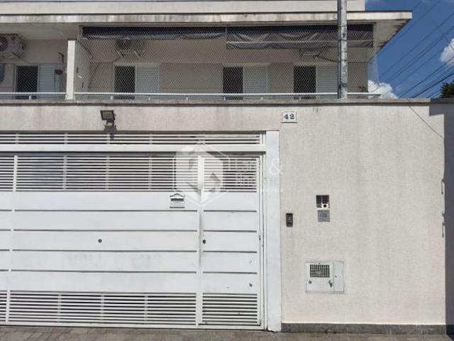 Sobrado para venda em Cupecê com 2 quartos, sendo 2 suítes, 82m²