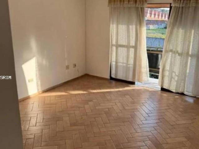 Sobrado para Venda em Curitiba, Cajuru, 3 dormitórios, 1 suíte, 3 banheiros, 2 vagas