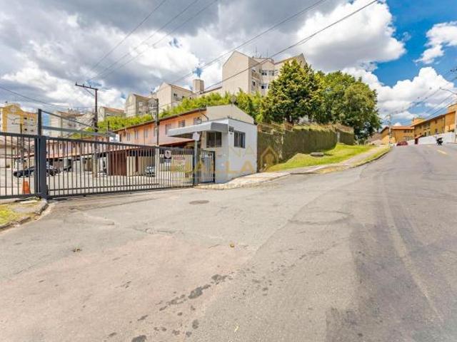 Sobrado para Venda em Curitiba, Cidade Industrial, 3 dormitórios, 2 banheiros, 2 vagas