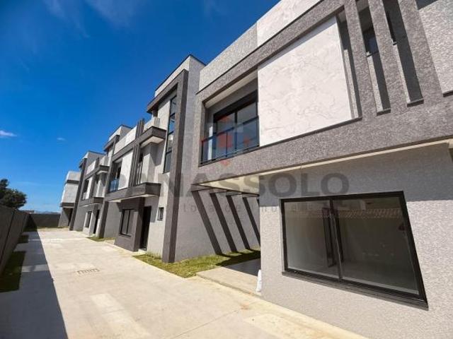 Sobrado para Venda em Curitiba, Hauer, 3 dormitórios, 1 suíte, 4 banheiros, 2 vagas