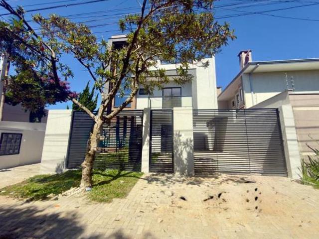 Sobrado para Venda em Curitiba, Novo Mundo, 3 dormitórios, 1 suíte, 2 banheiros, 3 vagas