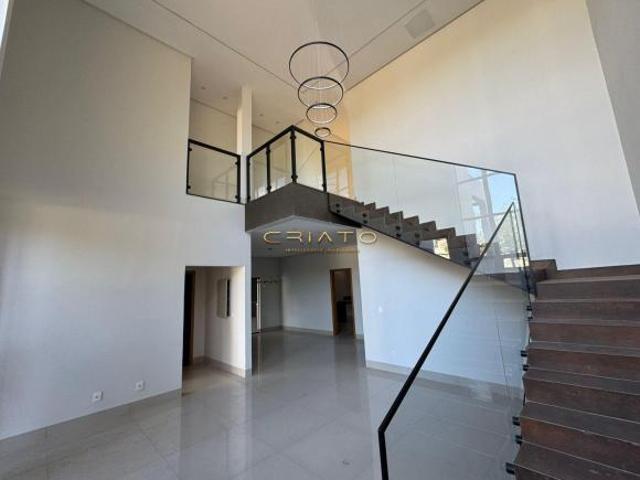 Sobrado para venda em Anápolis City, Anápolis