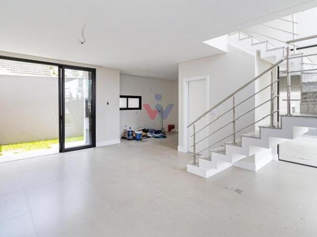 Sobrado para venda em Afonso Pena de 160.00m² com 3 Quartos, 1 Suite e 1 Garagem