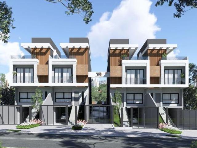 Sobrado para venda em Água Verde de 187.00m² com 3 Quartos, 3 Suites e 3 Garagens