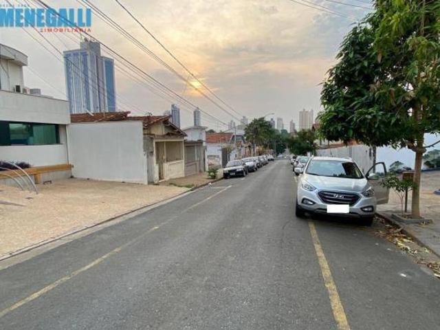 Sobrado para venda em Alto de 271.00m² com 3 Quartos, 2 Suites e 2 Garagens