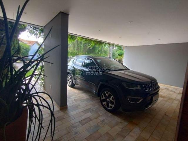 Sobrado para venda em Altos Do Jaraguá de 340.00m² com 4 Quartos, 3 Suites e 4 Garagens