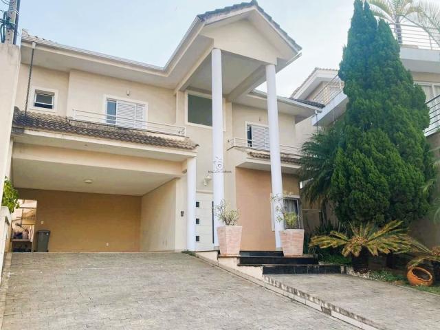 Sobrado para venda em Além Ponte de 530.00m² com 4 Quartos, 4 Suítes e 2 Garagens