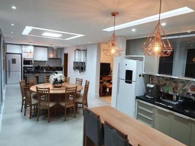Sobrado para venda em Aquarela de 240.00m² com 3 Quartos e 6 Garagens