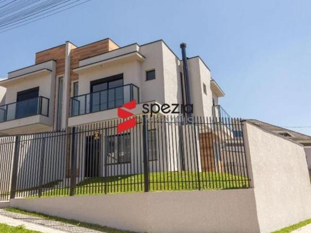 Sobrado para venda em Atuba de 104.61m² com 3 Quartos, 1 Suite e 2 Garagens