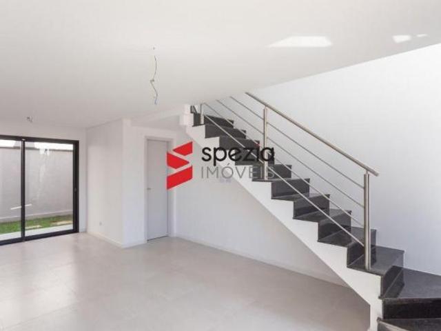 Sobrado para venda em Atuba de 103.56m² com 3 Quartos, 1 Suite e 2 Garagens