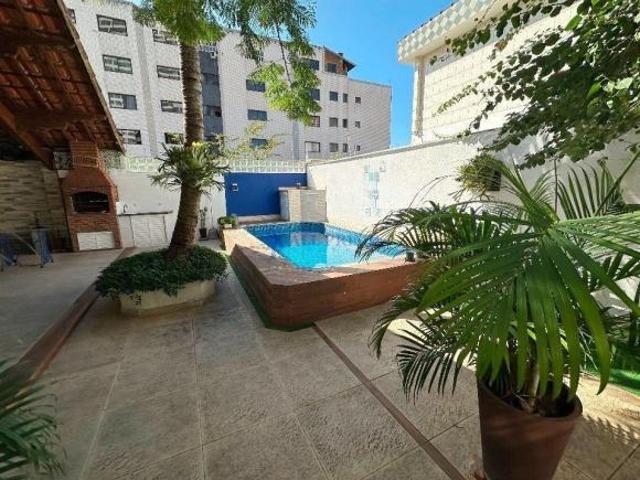 Sobrado para venda em Aviação de 203.00m² com 4 Quartos, 4 Suites e 2 Garagens