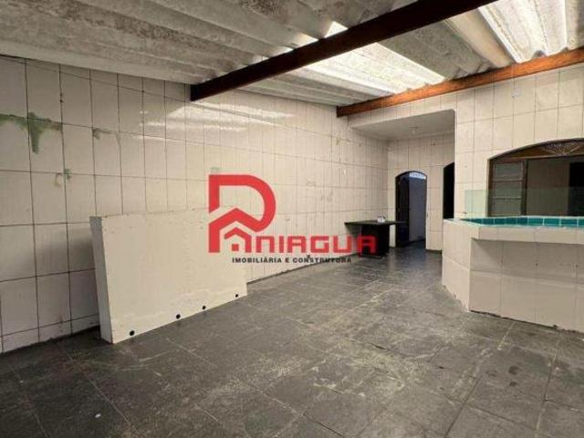 Sobrado para venda em Aviação de 90.00m² com 4 Quartos, 1 Suite e 3 Garagens