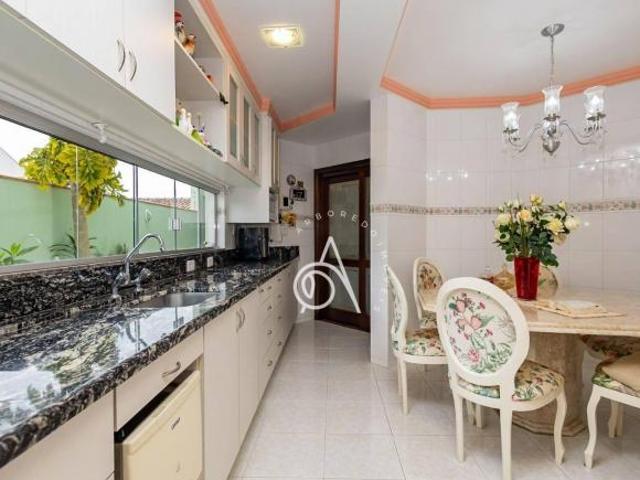 Sobrado para venda em Boa Vista de 580.00m² com 4 Quartos, 4 Suites e 7 Garagens